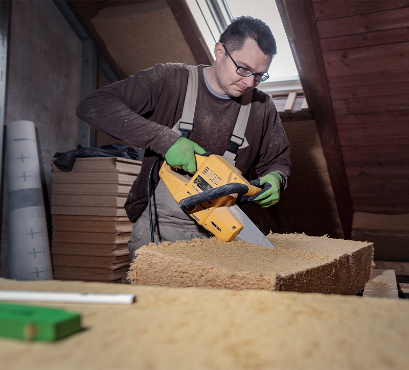 How to Cut Fiberglass Insulation: Tips and Tricks
